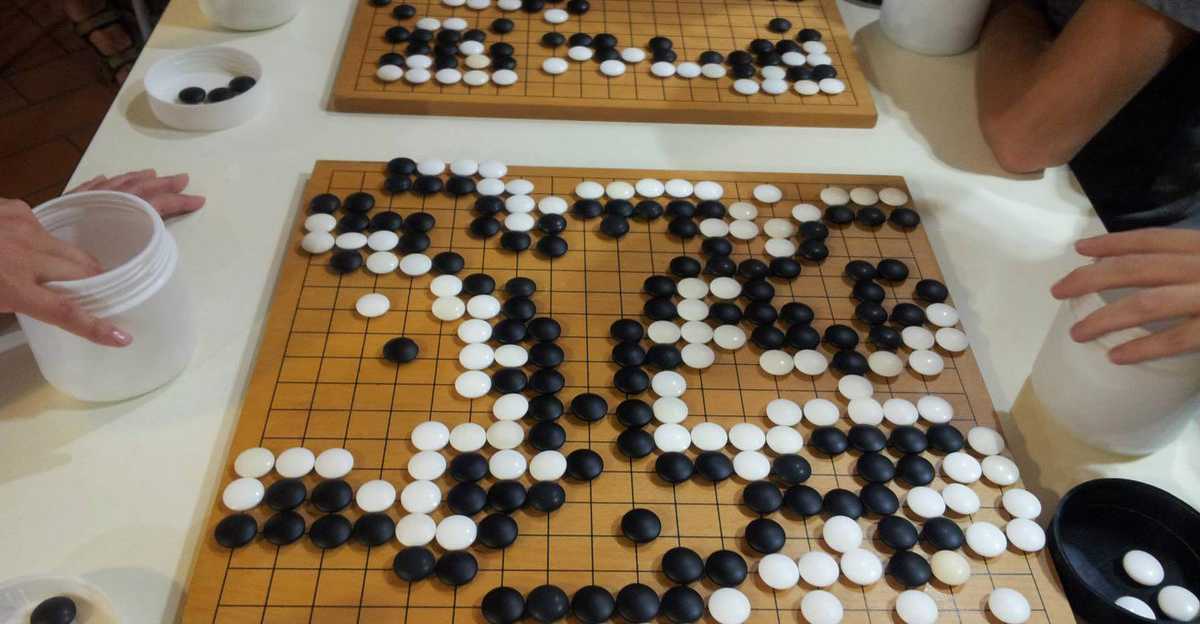 Go il millenario gioco da tavola cinese | Barinedita - Testata ...