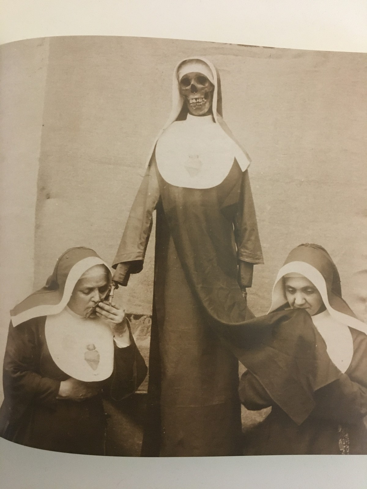 La storia di Melanie Calvat, sepolta dal 1904 ad Altamura: da piccola ...