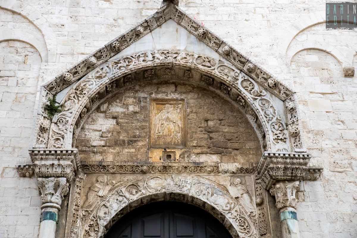 Bari, i magnifici portali della Basilica di San Nicola: vertice ...