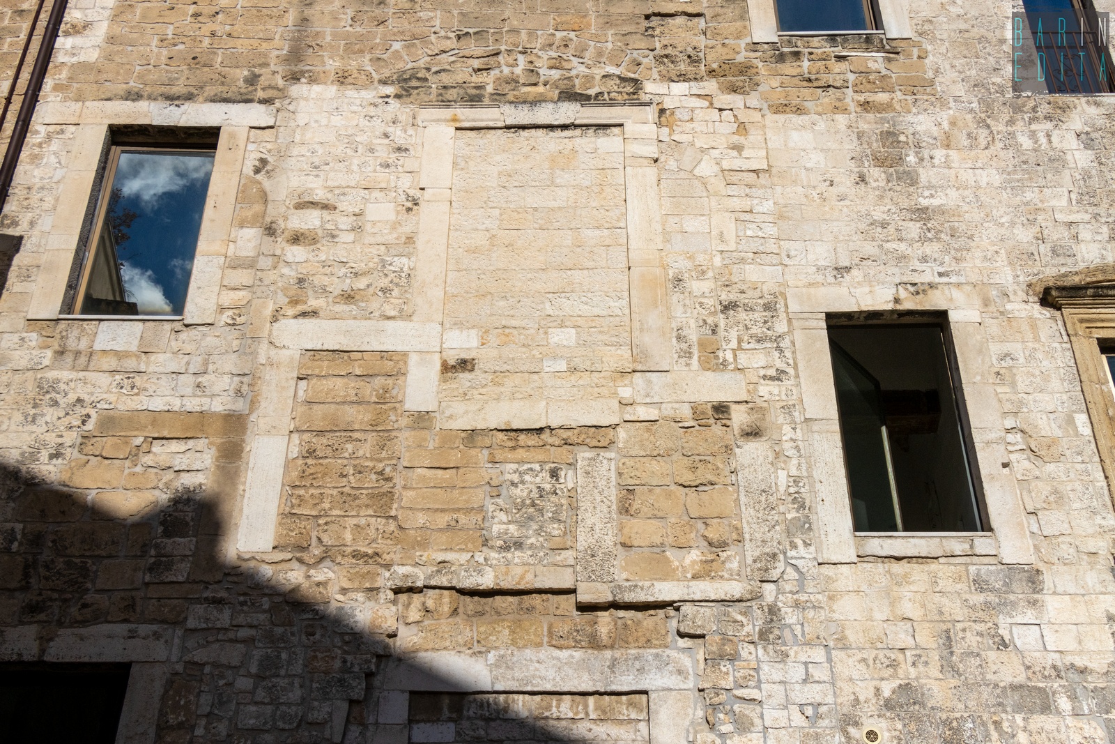Palazzo Verrone: quell'antichissimo edificio che racconta la storia ...