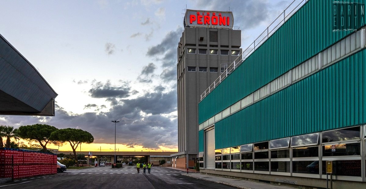 Peroni, la storia della birra più amata di Bari: dagli esordi in via ...